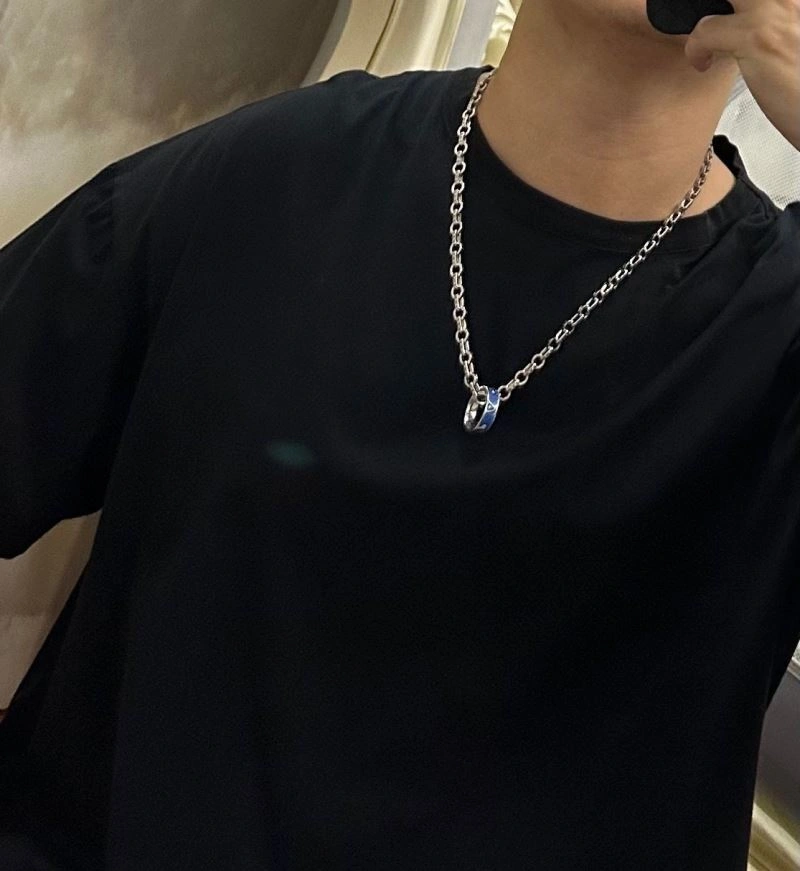 Economical Louis Vuitton Necklaces