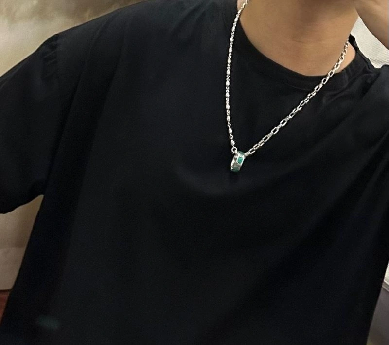OEM Louis Vuitton Necklaces