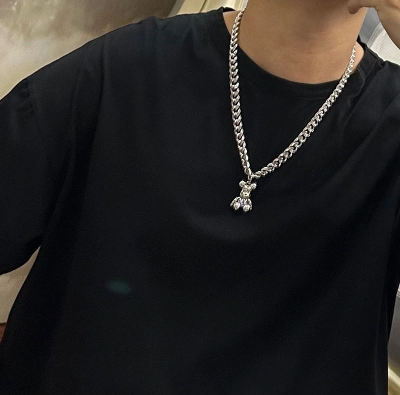 Real Louis Vuitton Necklaces