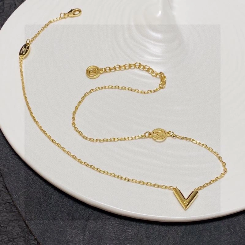 Louis Vuitton Necklaces