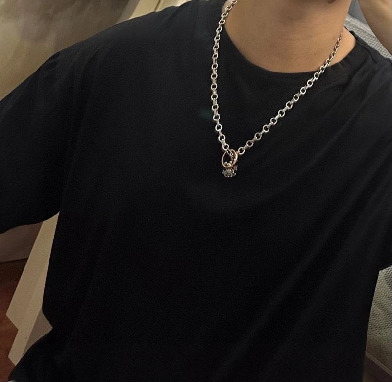 OEM Louis Vuitton Necklaces