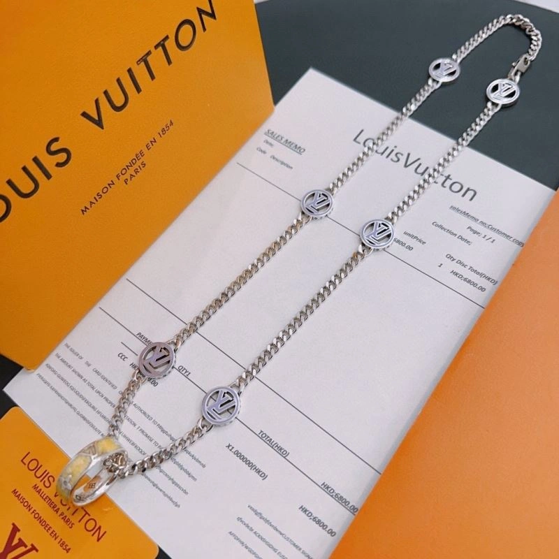 Reasonably priced Louis Vuitton Necklaces