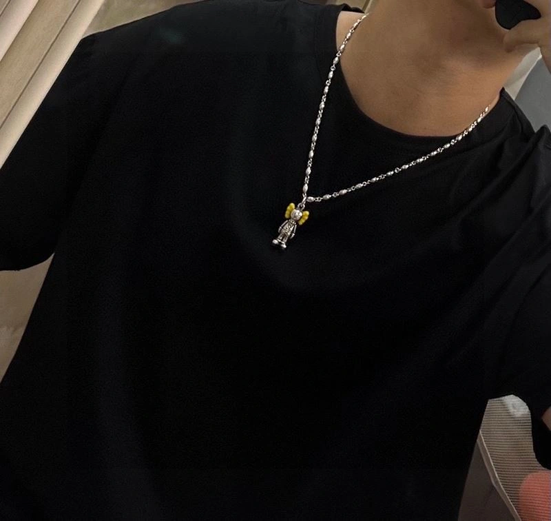 High fidelity Louis Vuitton Necklaces