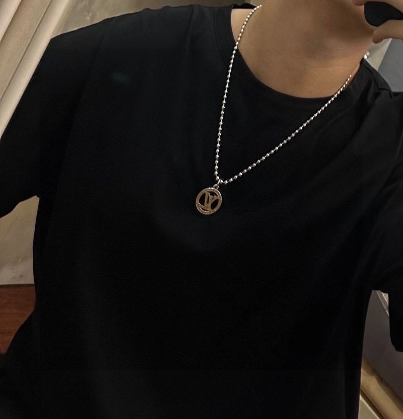 Economical Louis Vuitton Necklaces
