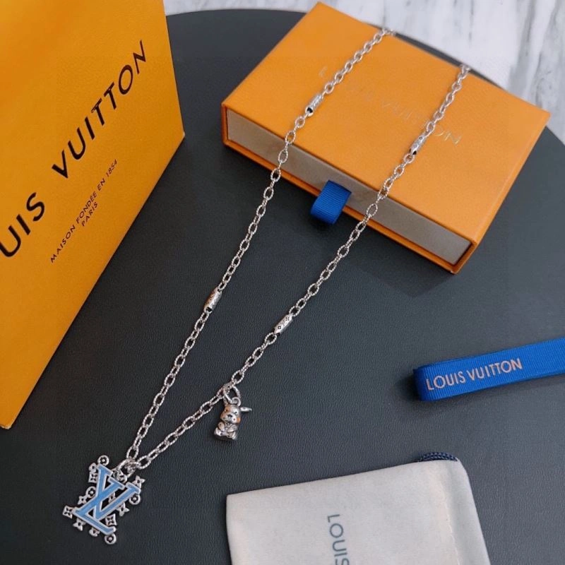 Top mirror Louis Vuitton Necklaces