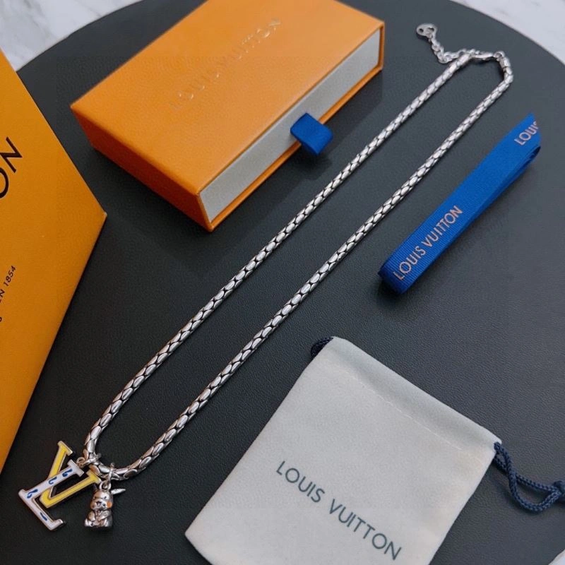 Indistinguishable Louis Vuitton Necklaces