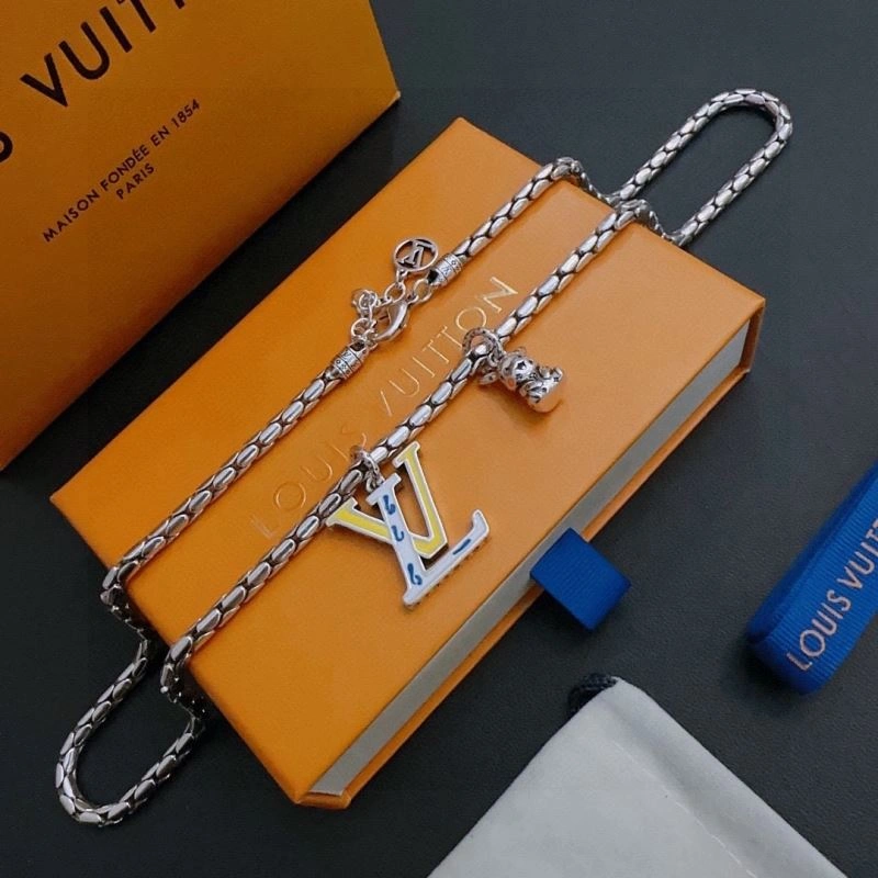Indistinguishable Louis Vuitton Necklaces