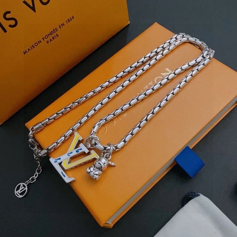 Indistinguishable Louis Vuitton Necklaces