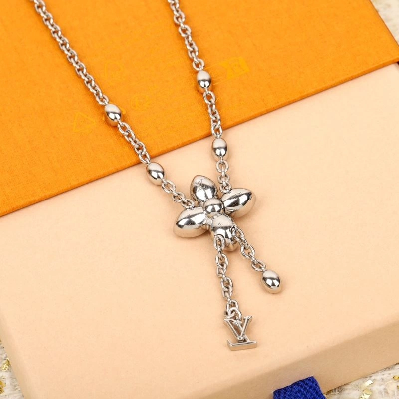 Official Louis Vuitton Necklaces