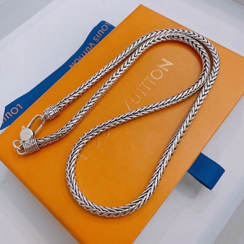 High fidelity Louis Vuitton Necklaces