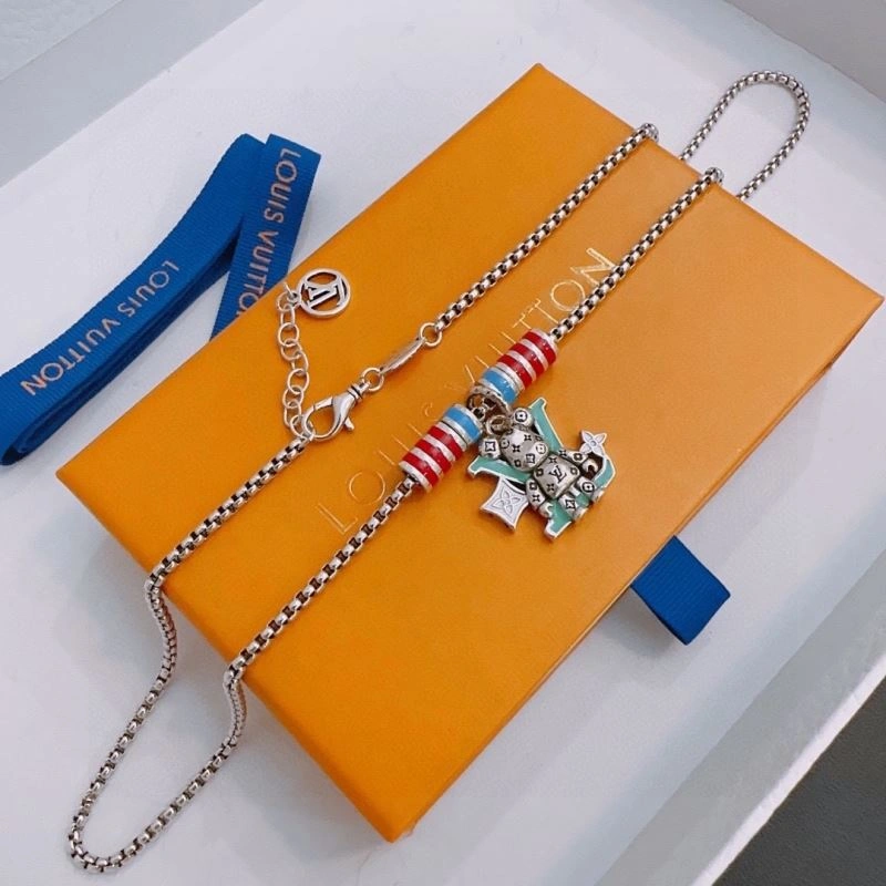 Brand-original Louis Vuitton Necklaces