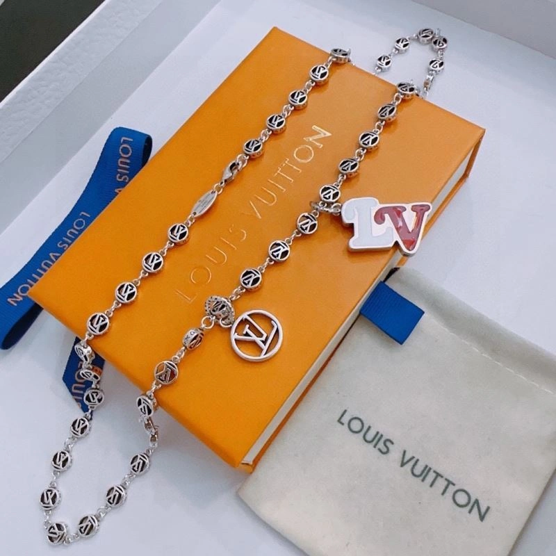 Original Louis Vuitton Necklaces