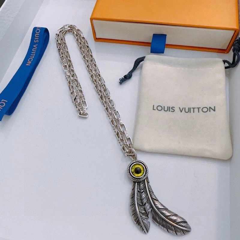 Cut-rate Louis Vuitton Necklaces