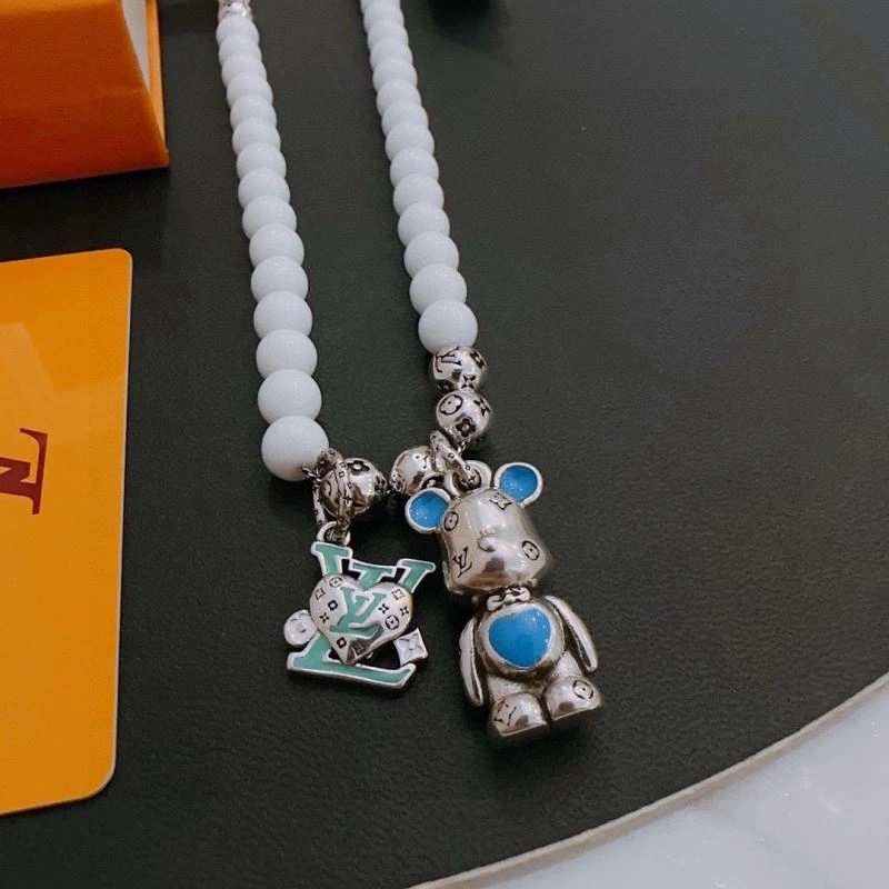Discounted Louis Vuitton Necklaces