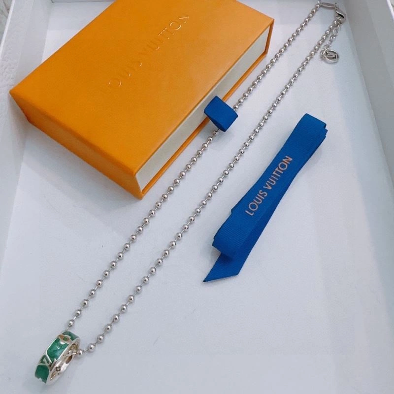 Value-priced Louis Vuitton Necklaces