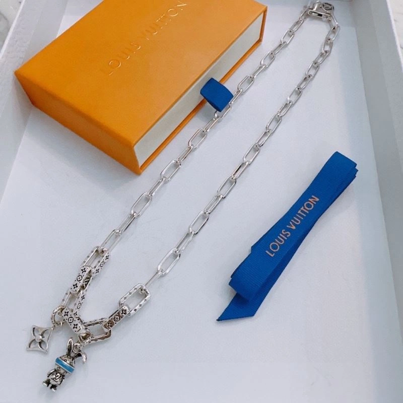Cut-rate Louis Vuitton Necklaces