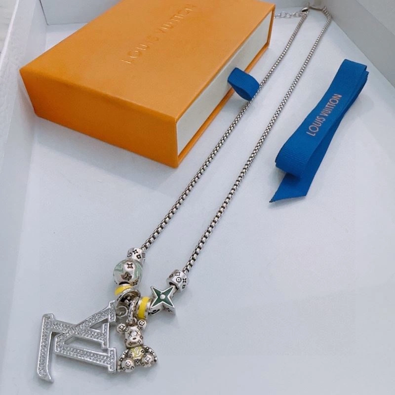 Discounted Louis Vuitton Necklaces