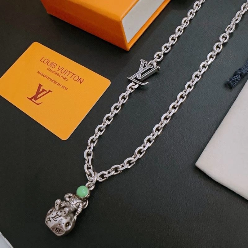 Top match Louis Vuitton Necklaces