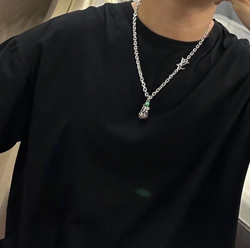 Top match Louis Vuitton Necklaces