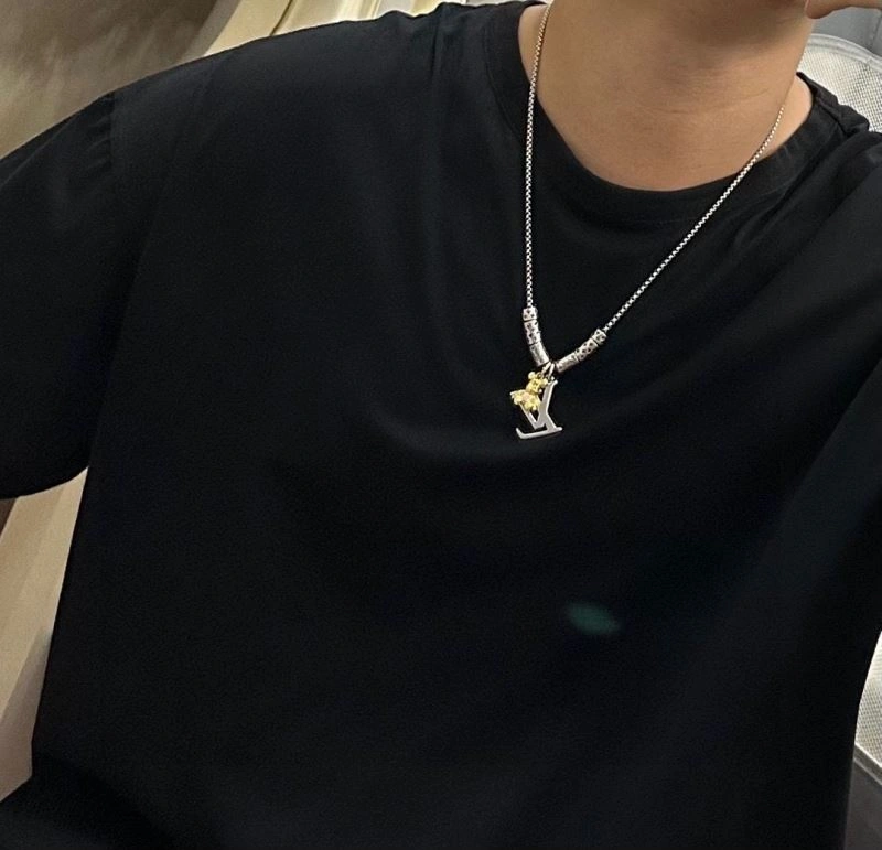 Top match Louis Vuitton Necklaces