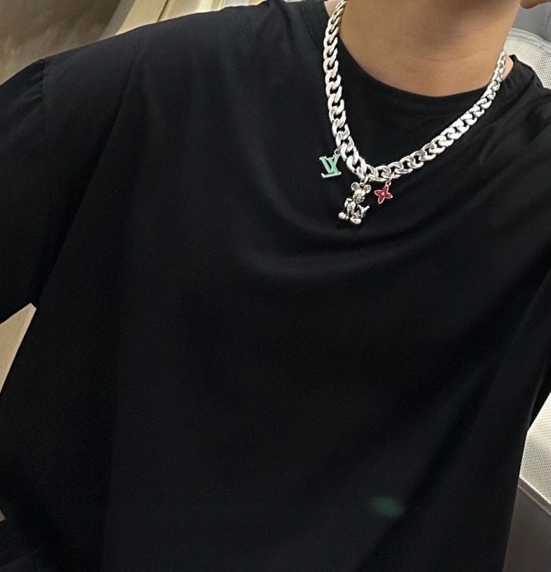 Top match Louis Vuitton Necklaces