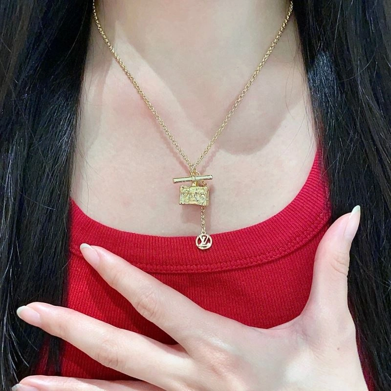 Factory-made Louis Vuitton Necklaces