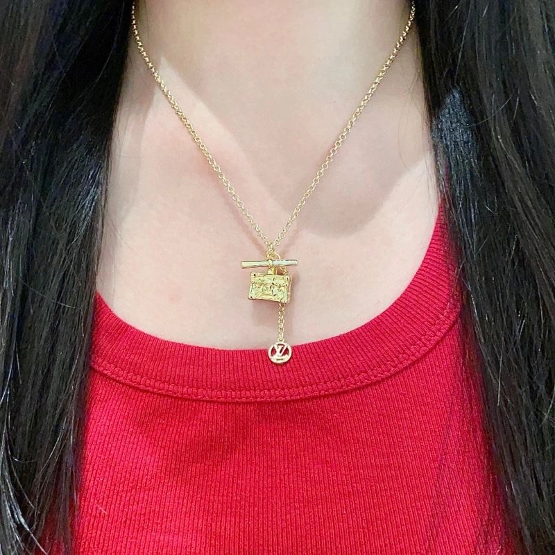 Factory-made Louis Vuitton Necklaces