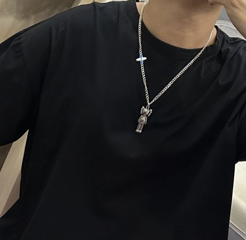 Factory-made Louis Vuitton Necklaces
