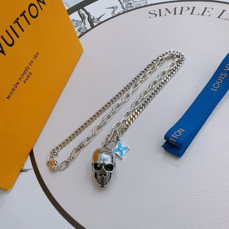 Top mirror Louis Vuitton Necklaces