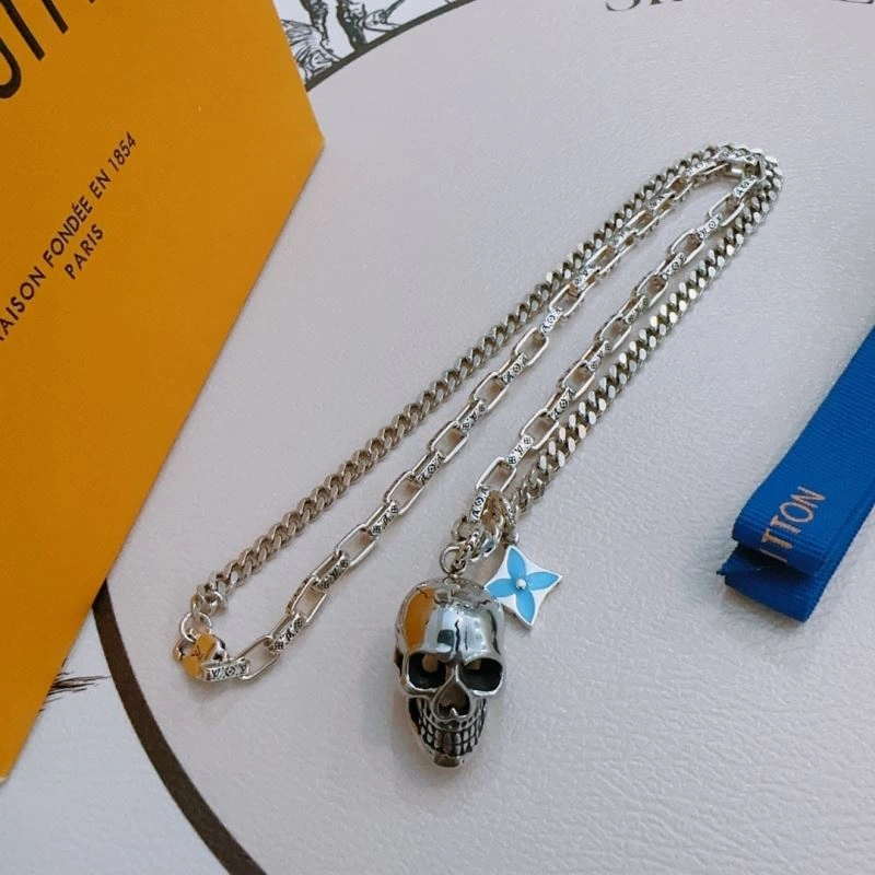 Top mirror Louis Vuitton Necklaces