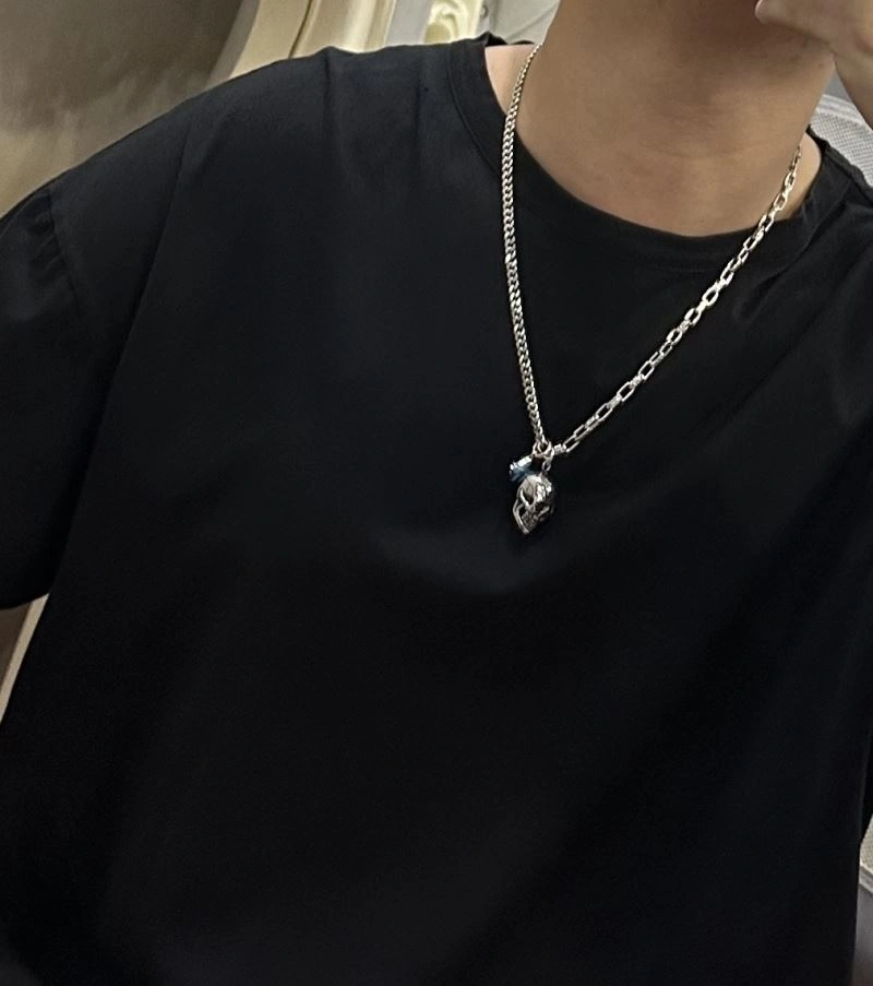 Top mirror Louis Vuitton Necklaces