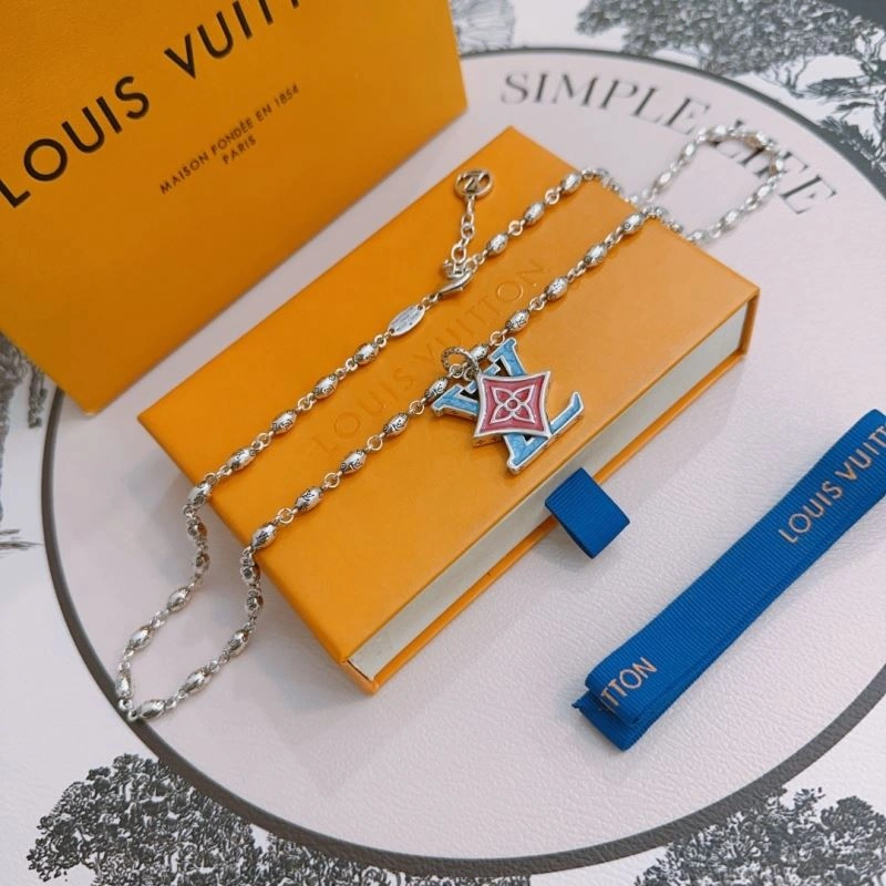 Mirror quality Louis Vuitton Necklaces