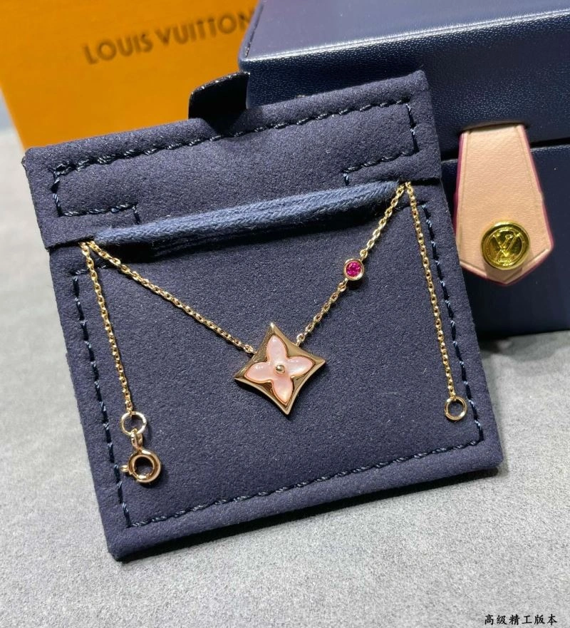 Official Louis Vuitton Necklaces
