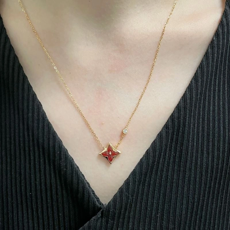 Mirror quality Louis Vuitton Necklaces