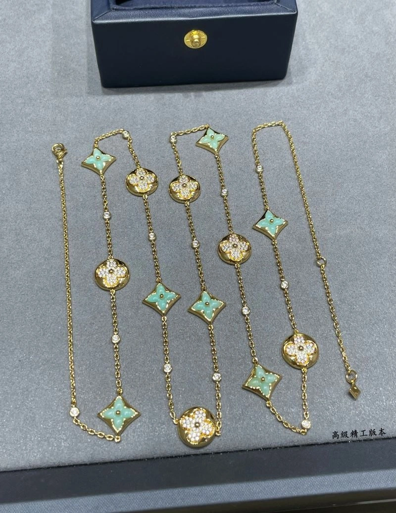 Low-cost Louis Vuitton Necklaces
