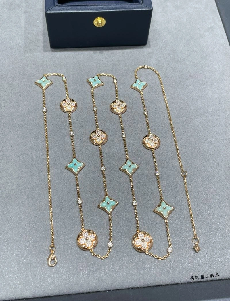Low-cost Louis Vuitton Necklaces