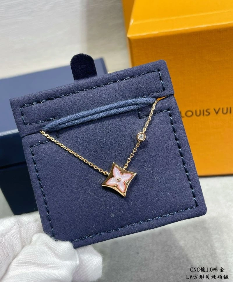 Inexpensive Louis Vuitton Necklaces