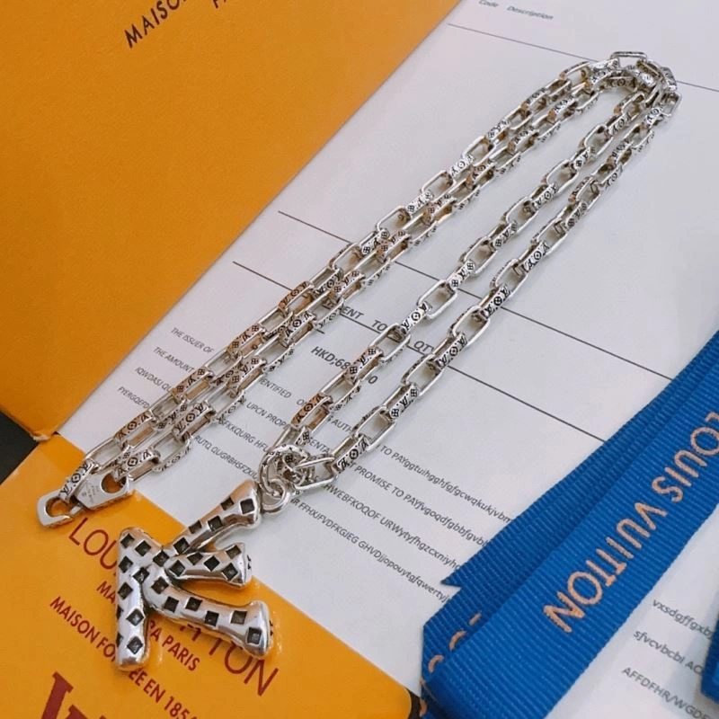 Original Louis Vuitton Necklaces