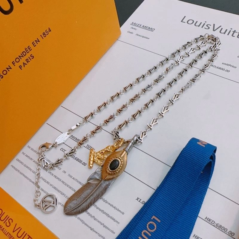 Value-priced Louis Vuitton Necklaces