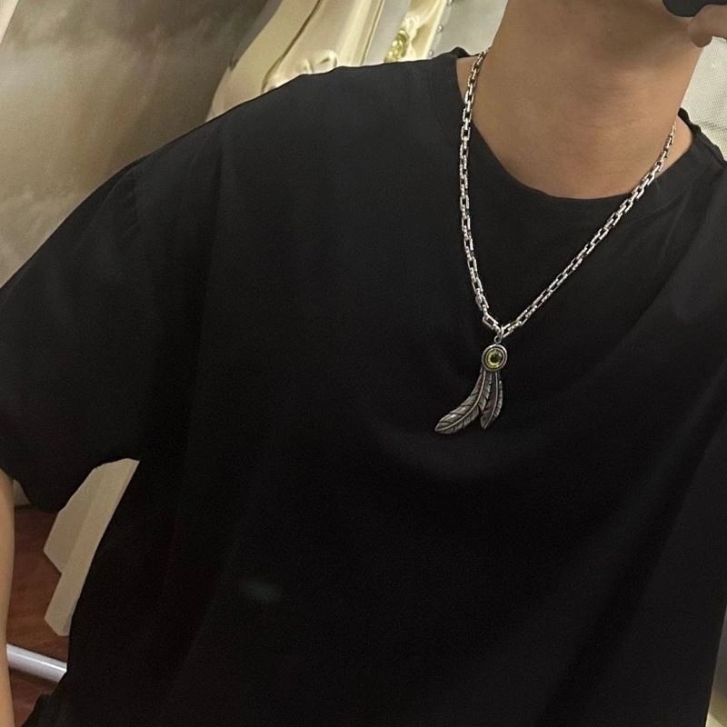 Bargain Louis Vuitton Necklaces