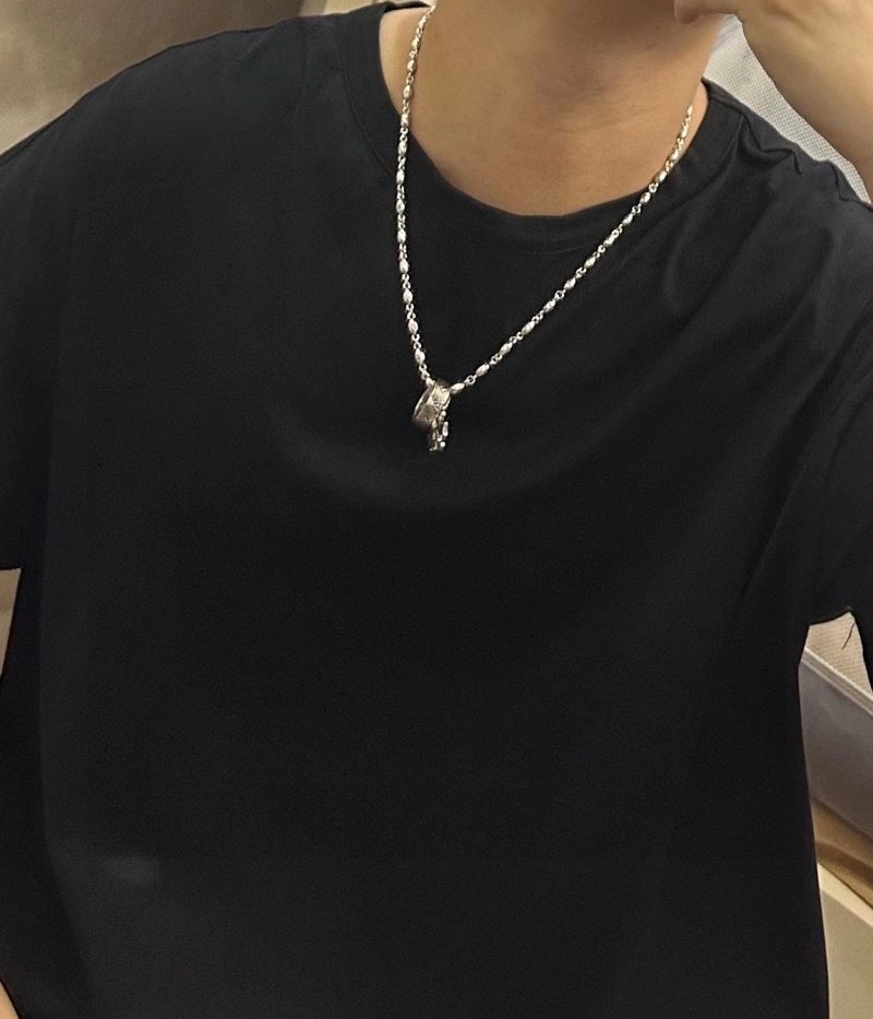 Budget-friendly Louis Vuitton Necklaces