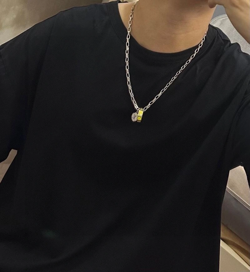 Indistinguishable Louis Vuitton Necklaces