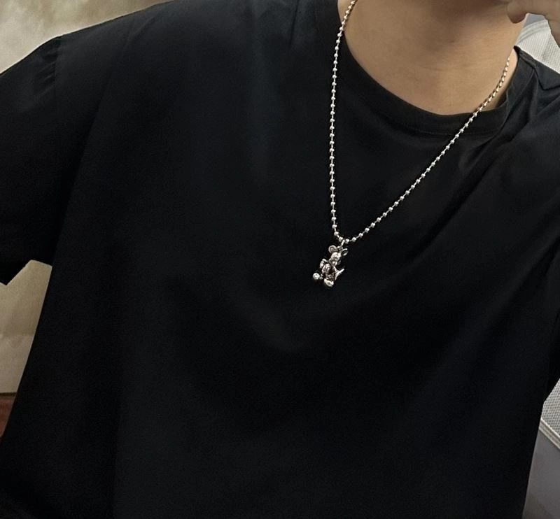 Economical Louis Vuitton Necklaces
