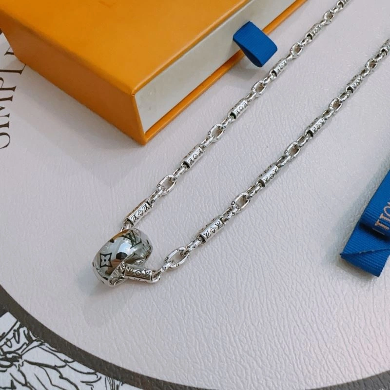 High fidelity Louis Vuitton Necklaces