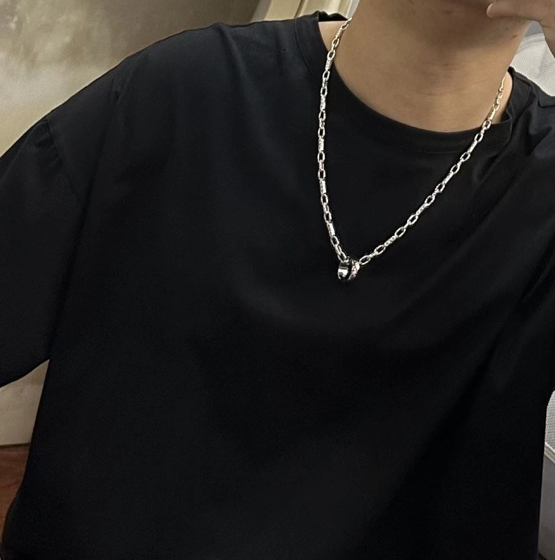 High fidelity Louis Vuitton Necklaces