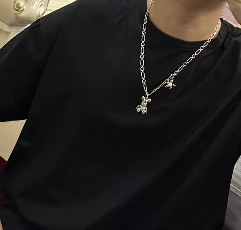 Accurate model Louis Vuitton Necklaces