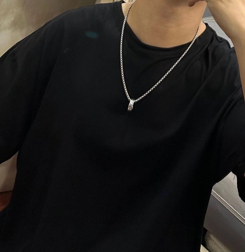 Brand-original Louis Vuitton Necklaces