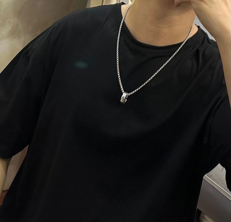 Brand-original Louis Vuitton Necklaces