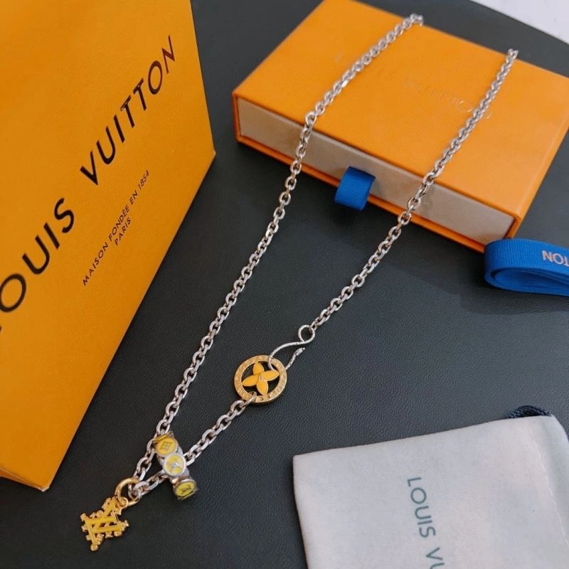 Official Louis Vuitton Necklaces
