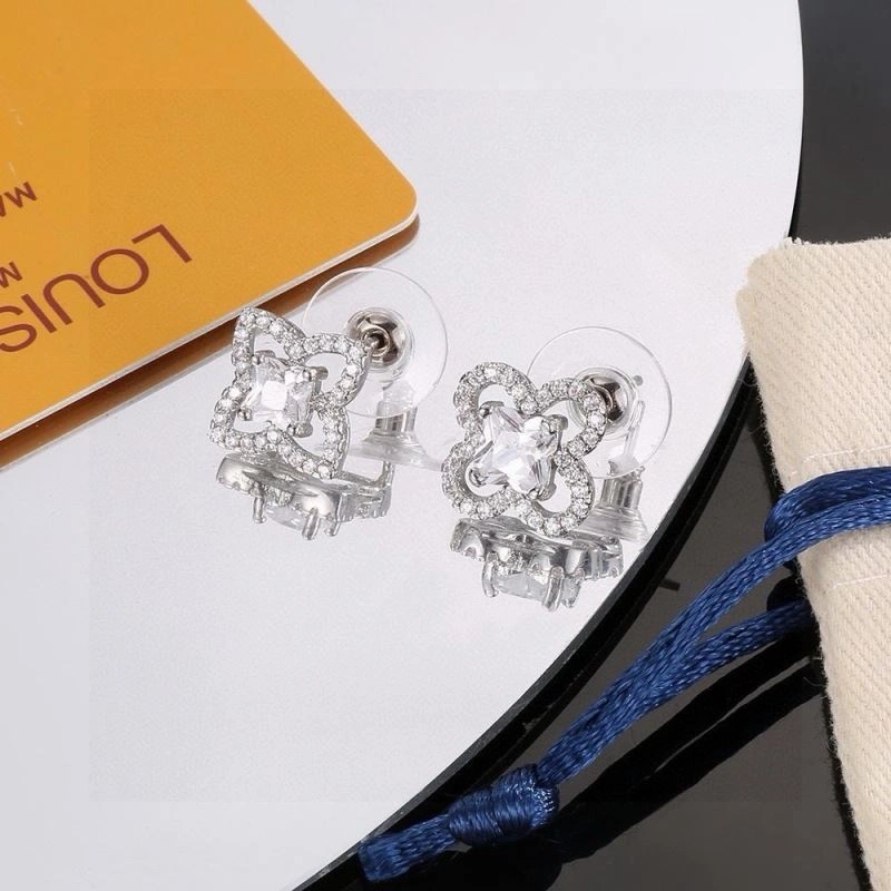 Real Louis Vuitton Necklaces